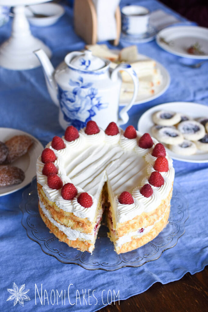 Raspberry Sponge Cake [Recipe] - NaomiCakes
