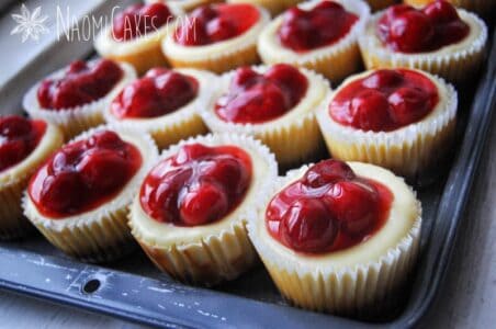 Mini Cherry Cheesecakes [Recipe] - NaomiCakes