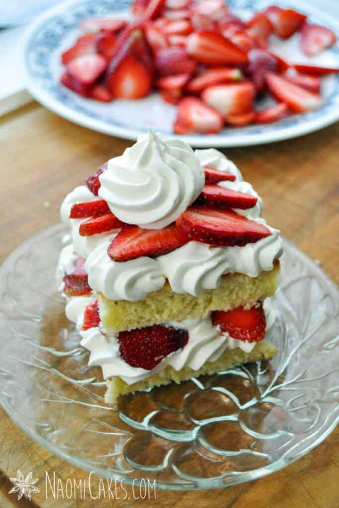 Mini Strawberry Shortcakes [Recipe] - NaomiCakes