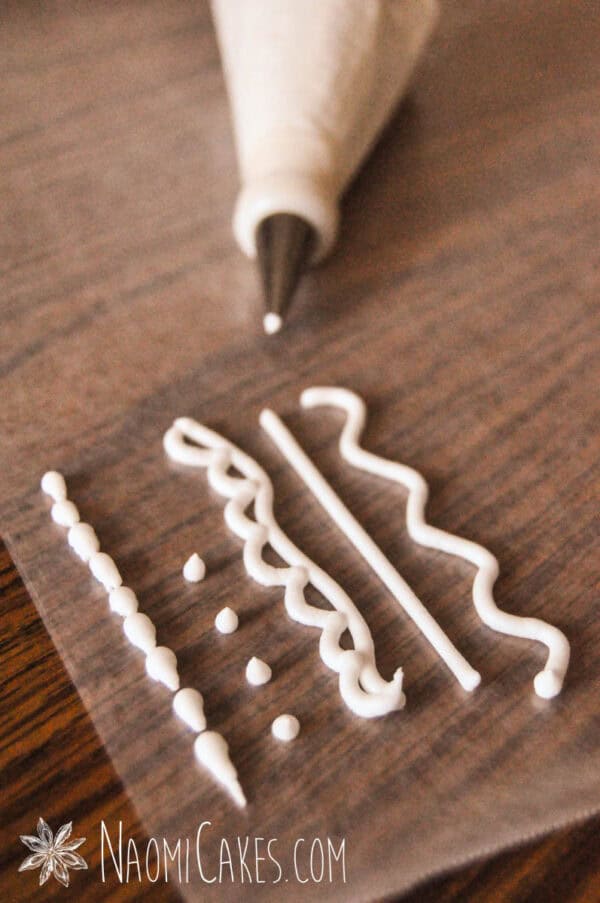 Basic Piping Techniques for Cake Decorating [Tutorial] - NaomiCakes