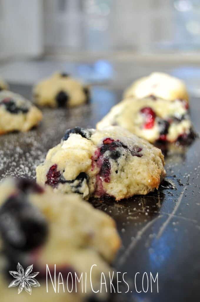 Miniature Blueberry Drop Scones [Recipe] - NaomiCakes