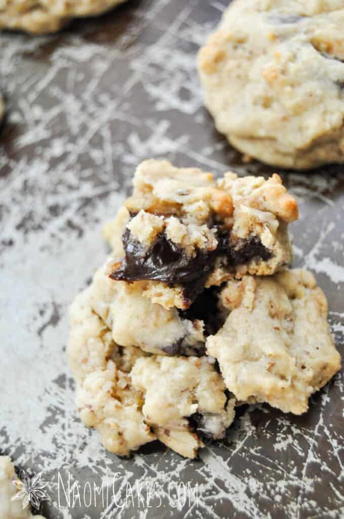 Chocolate Fudge Cookies with Oats and Flaxseed - NaomiCakes