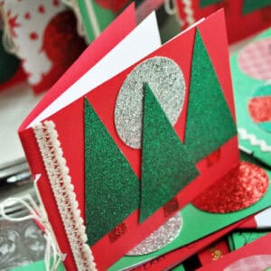 Homemade Christmas Cards [Tutorial] - NaomiCakes