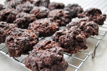 Italian Chocolate Spice Cookies [Recipe] - NaomiCakes