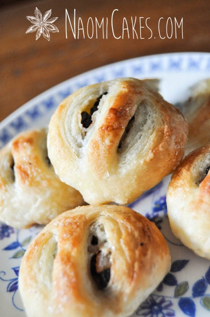 Eccles Cakes [Recipe] - NaomiCakes