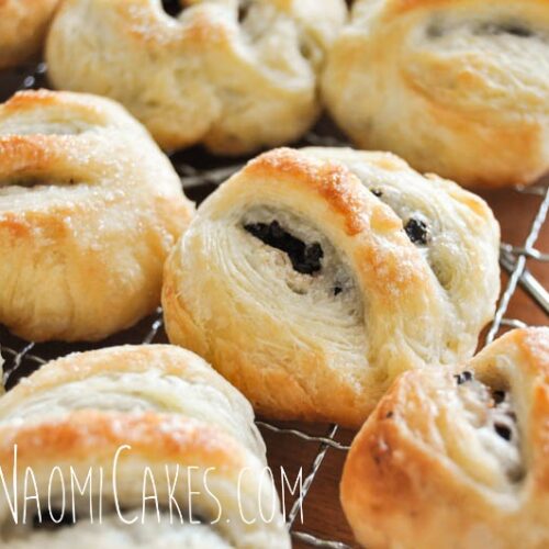 Eccles Cakes [Recipe] - NaomiCakes
