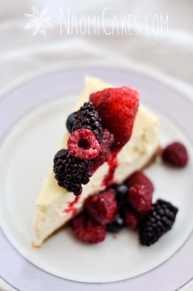 Easy Homemade Cheesecake [Recipe] - NaomiCakes