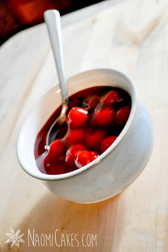 Easy Cherry Pastries [Recipe] - NaomiCakes