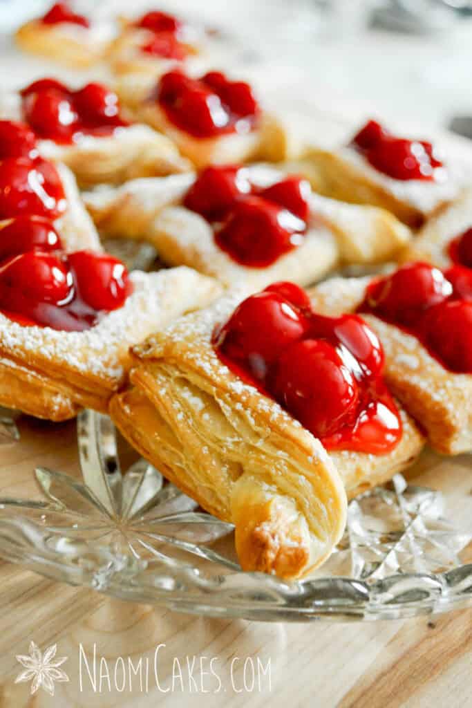 Easy Cherry Pastries [Recipe] - NaomiCakes