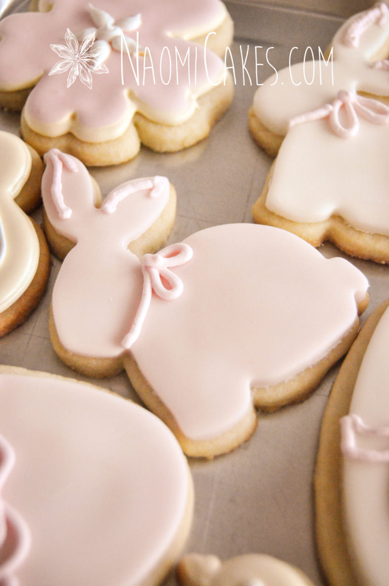 Simple Easter Cookies [Decorating Tutorial] - NaomiCakes