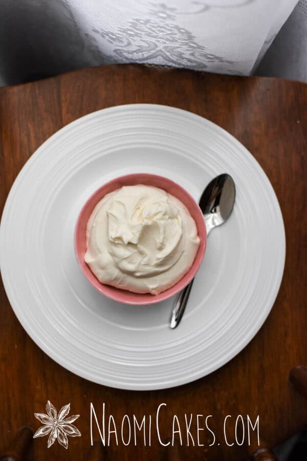 Cream Cheese Filling [Recipe] - NaomiCakes