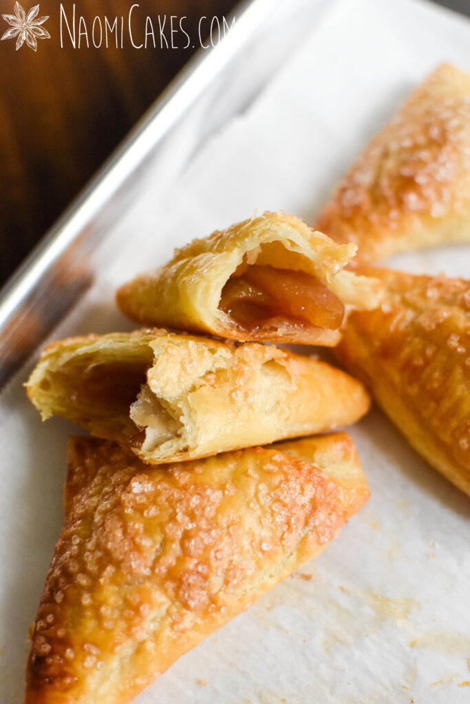 Miniature Apple Turnovers [Recipe] - NaomiCakes