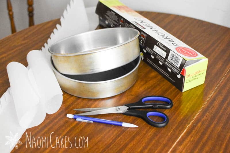 How to Line Cake Pans with Parchment Paper [Tutorial] - NaomiCakes