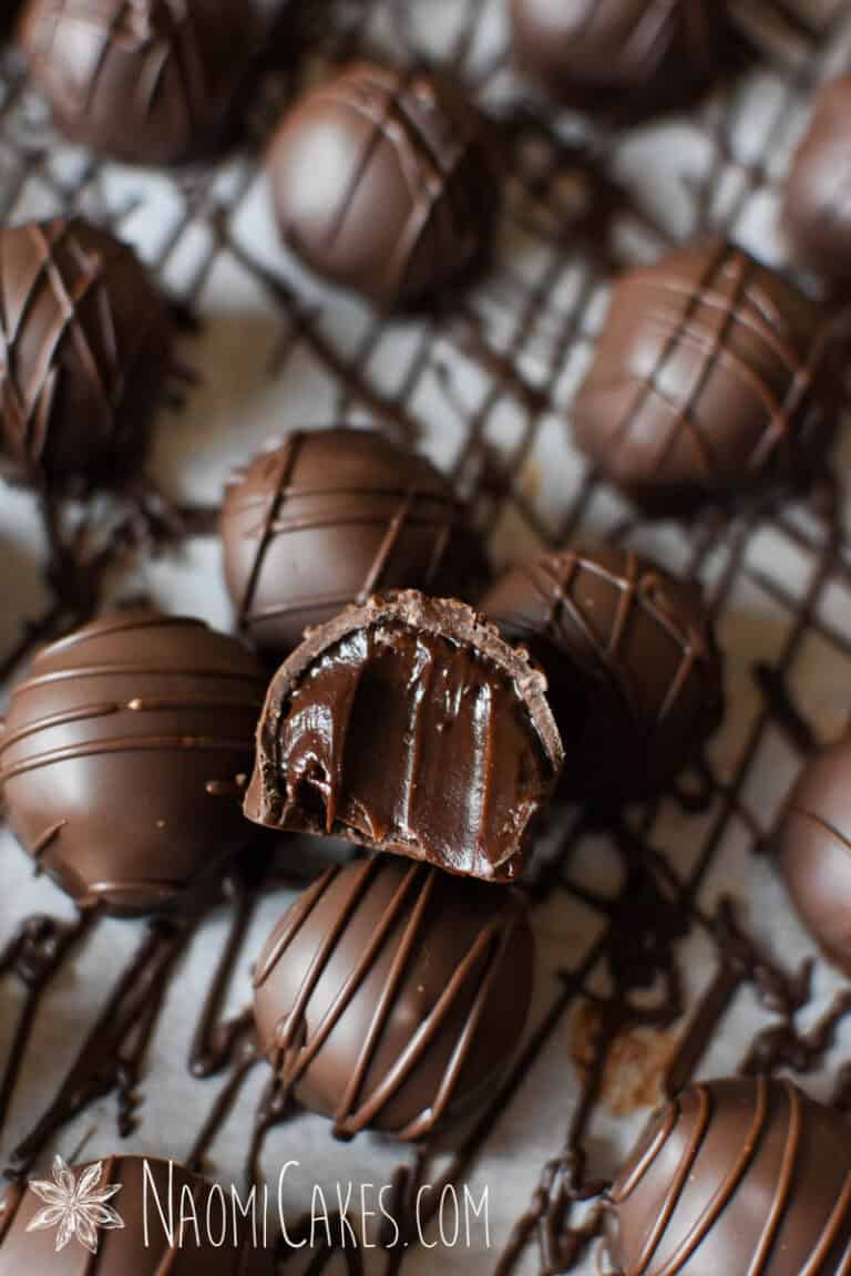 How to Dip Truffles in Chocolate [Tutorial] - NaomiCakes
