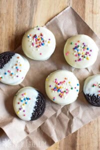 Easy Chocolate Covered Oreo Cookies [Tutorial] - NaomiCakes