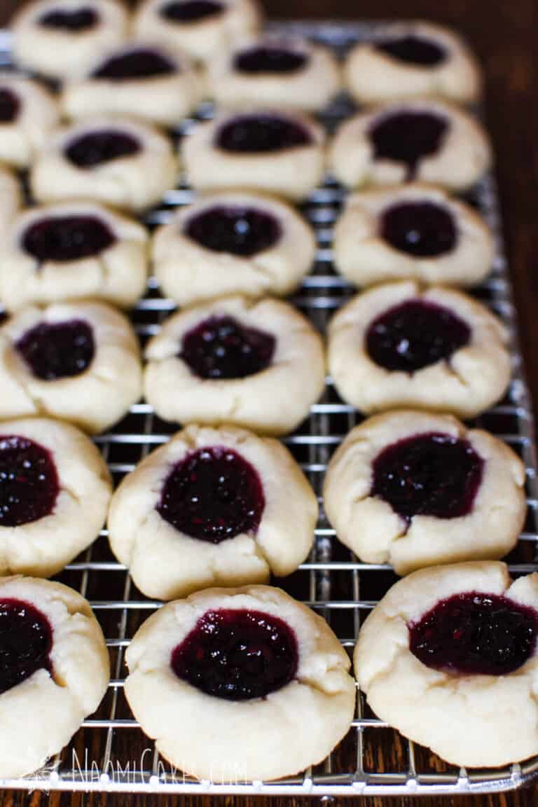 Easy Jam Thumbprint Shortbread Cookies [Recipe] - NaomiCakes
