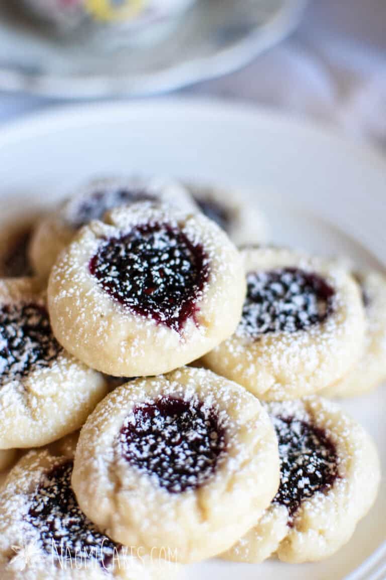 Easy Jam Thumbprint Shortbread Cookies [Recipe] - NaomiCakes